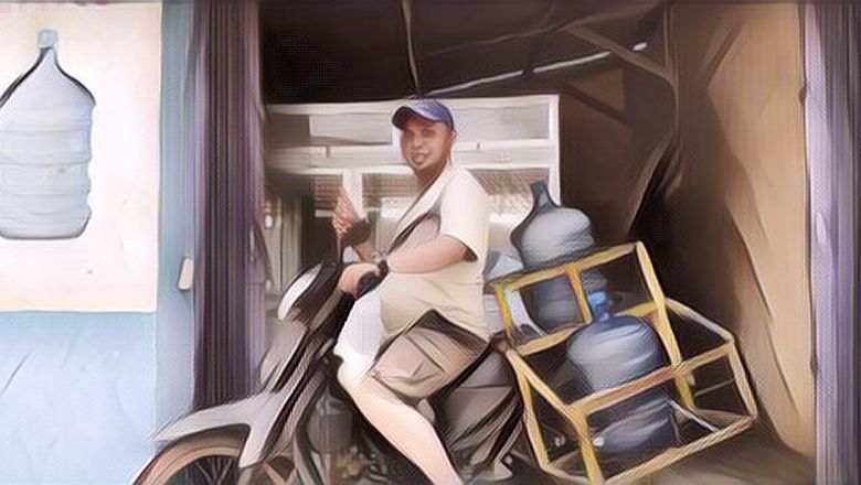 Tahu Nggak Sih Kenapa Motor Tukang Galon Air Butut dan Jadul? Ini Lho ...