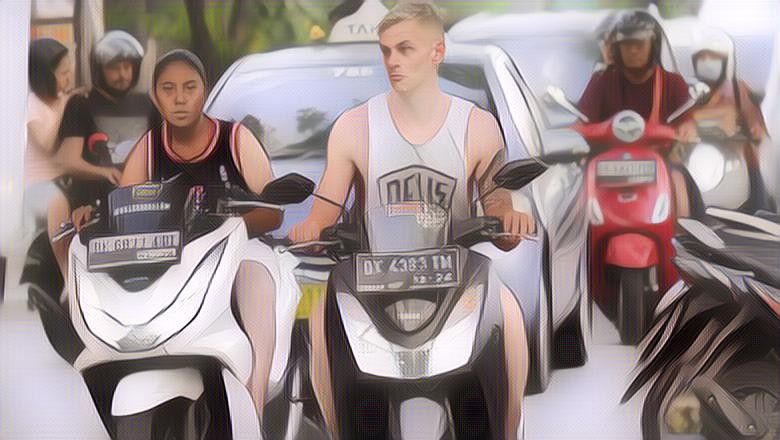Kurang Ajar! 4 Aksi Kontroversi Bule di Bali yang Bikin Gaduh | Paragram.id