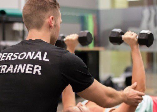 Segini Gaji Personal Trainer Gym, Bakal Kaget Deh | Paragram.id