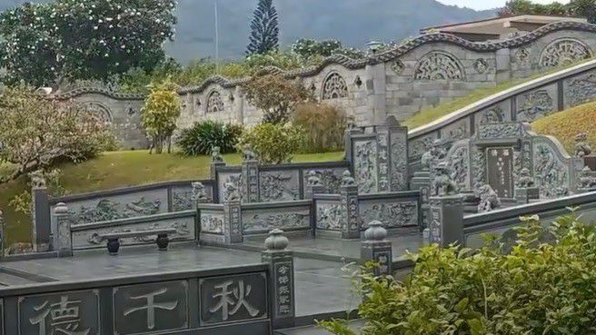 Bikin Takjub! Ini Penampakan Makam Bos Gudang Garam yang Mewah, Pejabat ...
