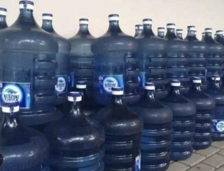 4 Cara Bedakan Galon Air Mineral Asli dan Palsu, Yuk Teliti! | Paragram.id